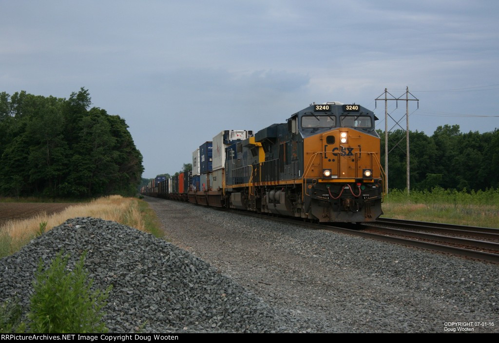 CSXT Q004